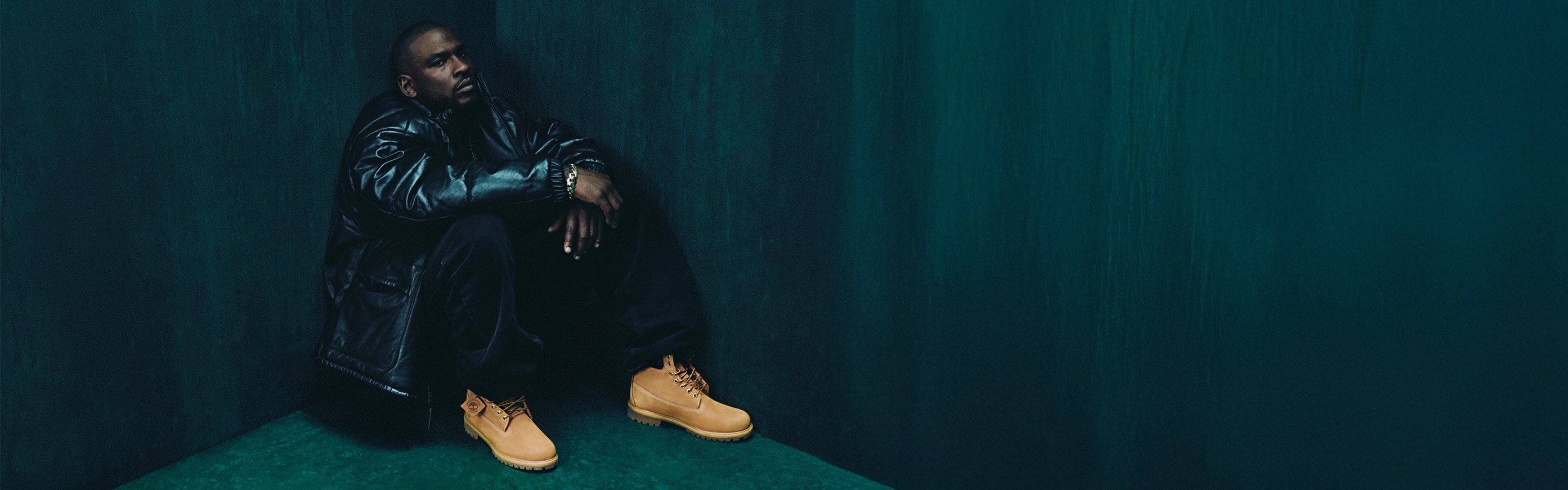 Descubra os ténis exclusivos e o vestuário desportivo de qualidade na ...